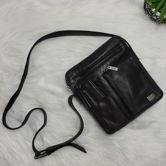Pelle Studio | Bags | Pelle Studio For Wilsons Leather Camera Style Bag ...